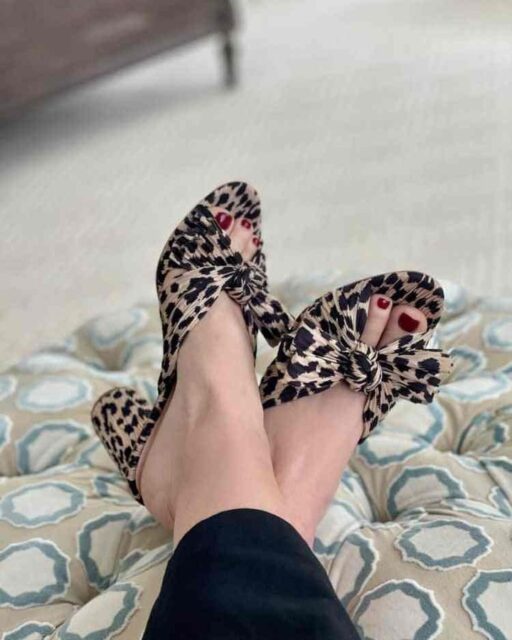 WHIT & WHIMSY | Recommended Reading